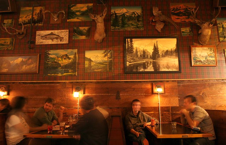 Holiday drinking: These bars are open on Christmas Day in Seattle and ...