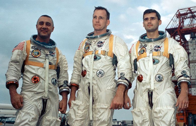 50 Years After Apollo Disaster Memorial Honors 3 Men And An Era The