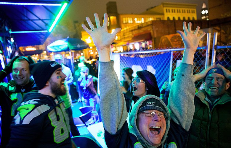 Where to find the best game-day bar deals for a Seahawks playoff game ...