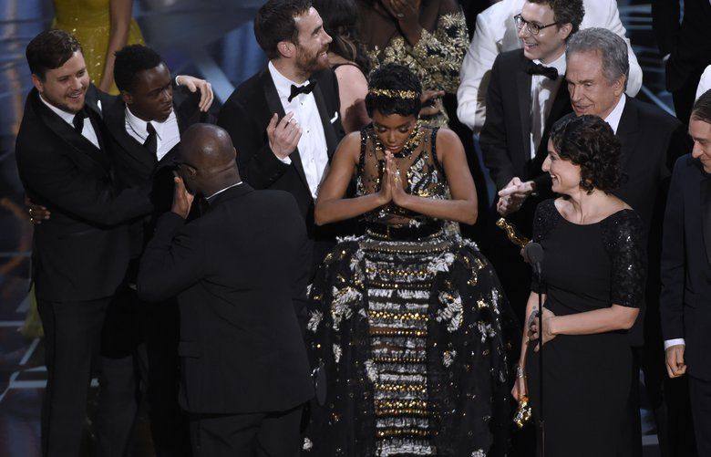 “Moonlight” wins best picture after epic mix-up with “La La Land,” plus ...