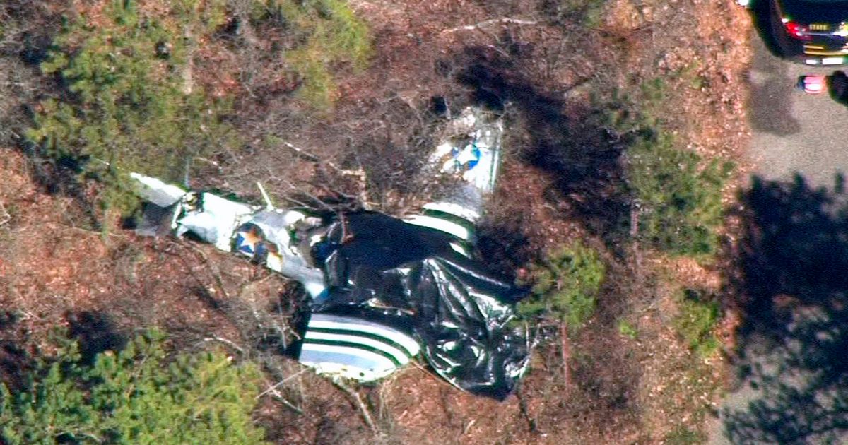 Officials identify victims in fatal vintage plane crash | The Seattle Times