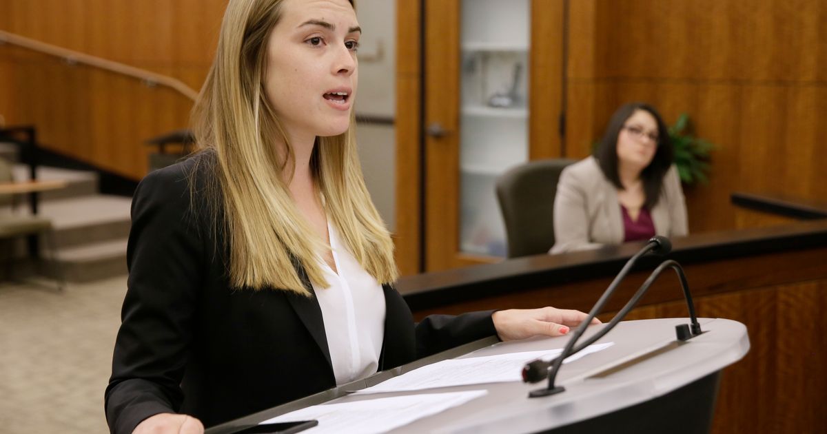 Federal court gives students chance to parry with judges | The Seattle ...