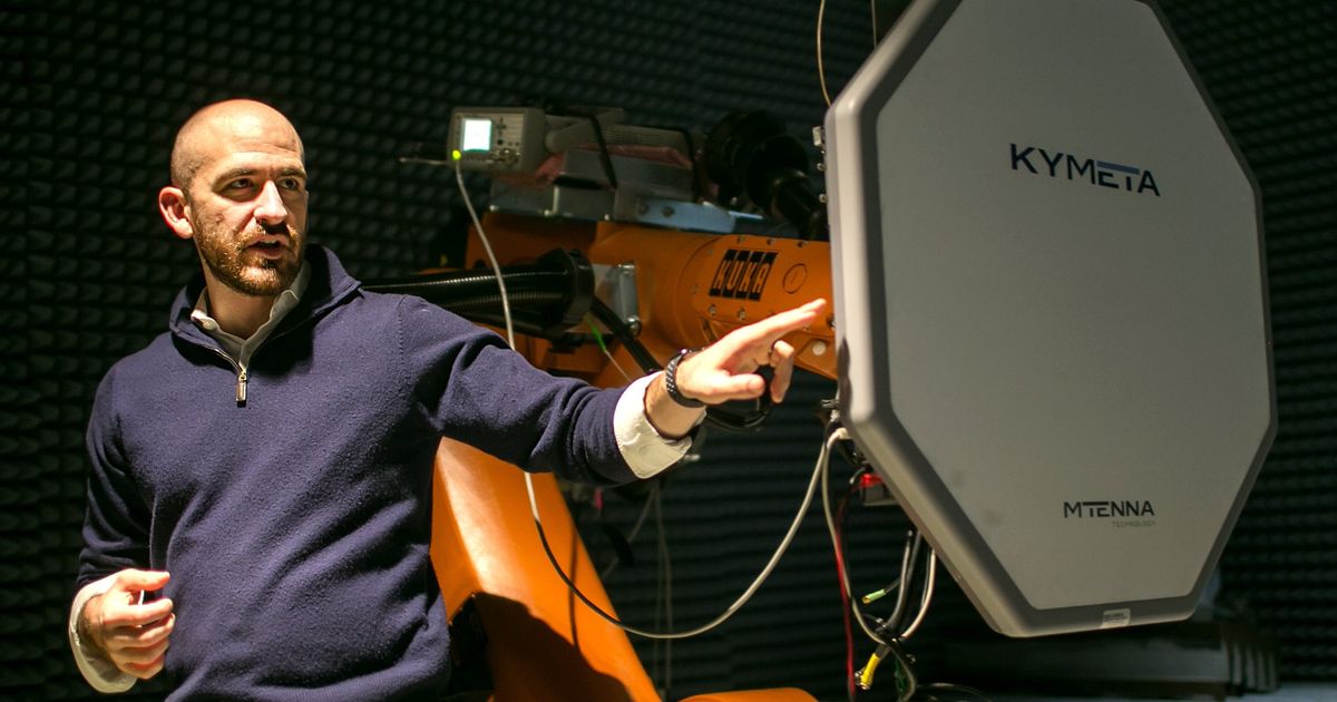 Redmond-based Kymeta’s vision of the internet-connected world is flat ...