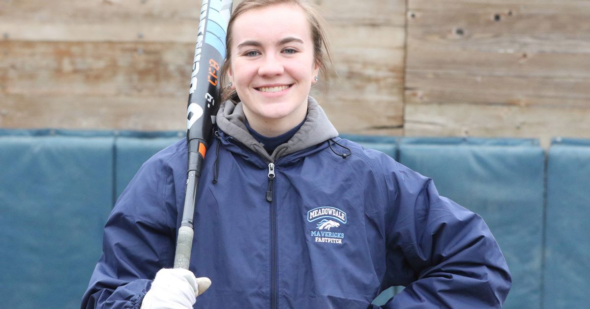 Softball Preview: Meadowdale catcher Emma Helm hopes to lead Mavericks ...