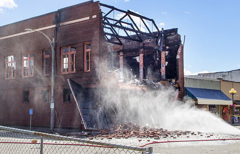 ‘Embers the size of golf balls’: Historic Sedro-Woolley building burns ...