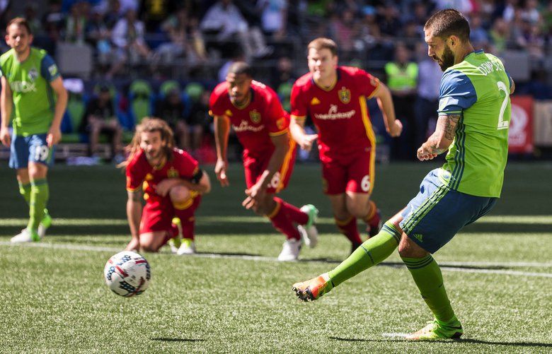 Sounders dominate early, hang on for 1-0 victory | The Seattle Times
