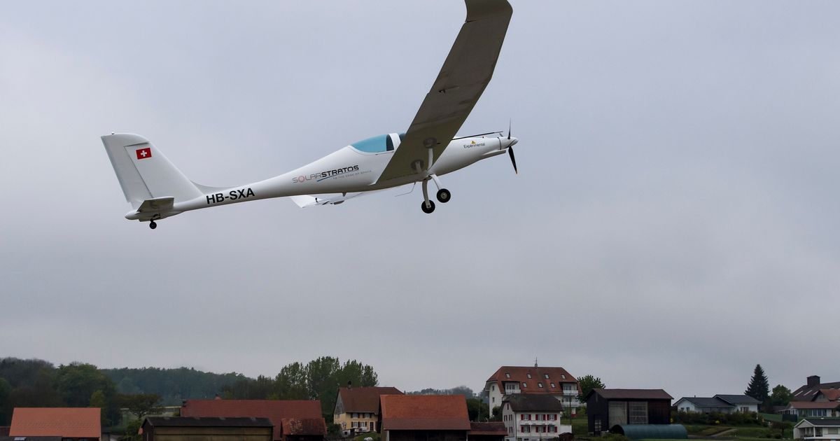 New Swiss solar plane completes 1st test flight, aims higher | The ...