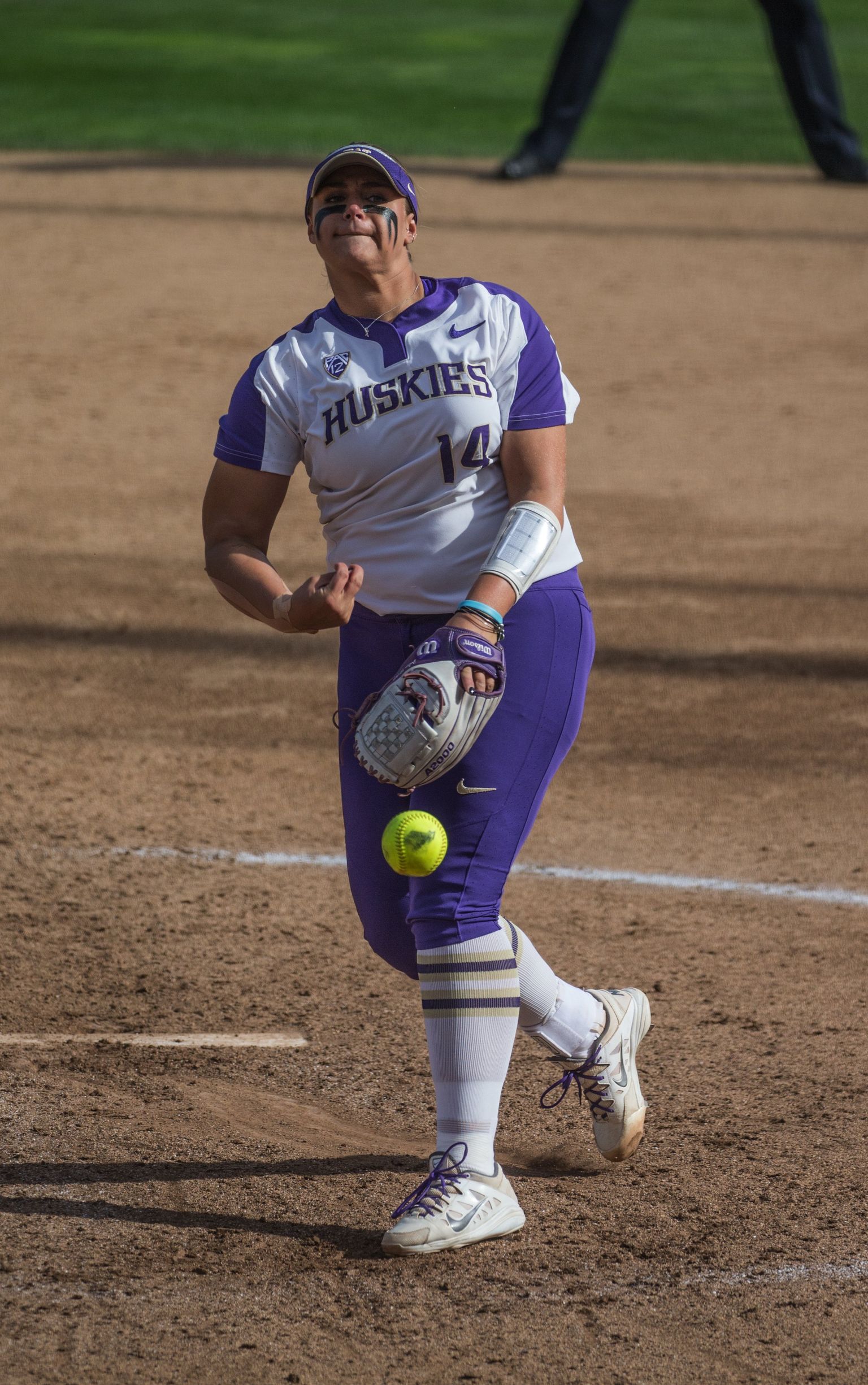 UW star softball pitcher Taran Alvelo grateful for second chance after ...