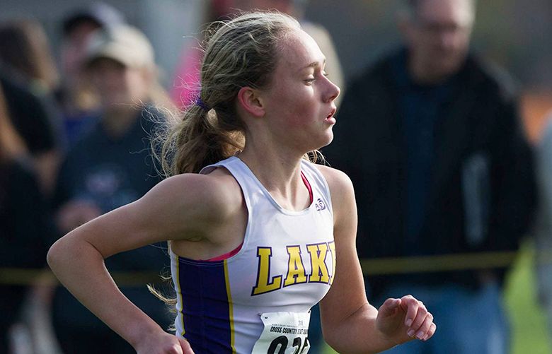 Lake Stevens’ Taylor Roe wins three Northwest District track and field ...