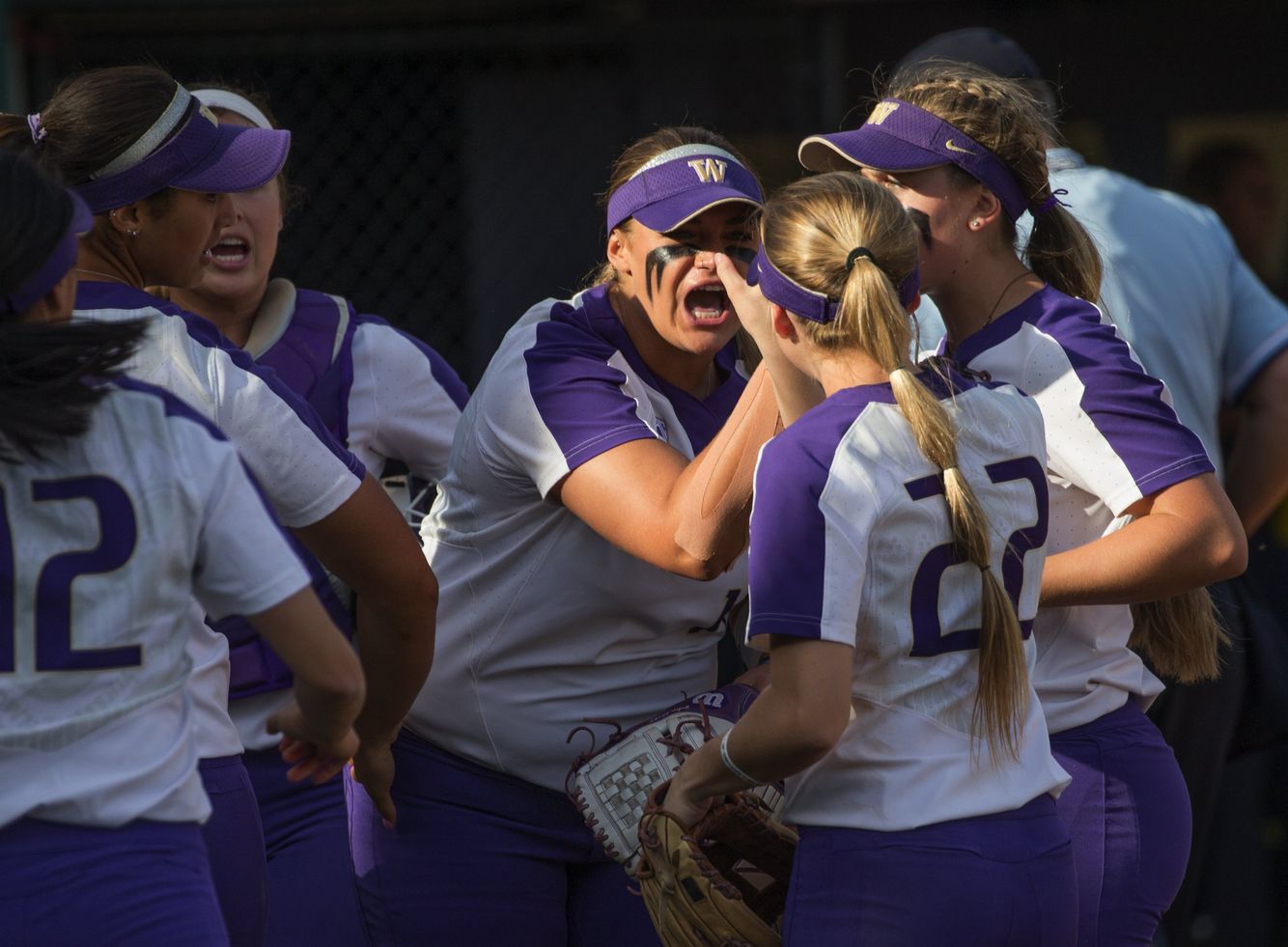 UW star softball pitcher Taran Alvelo grateful for second chance after ...