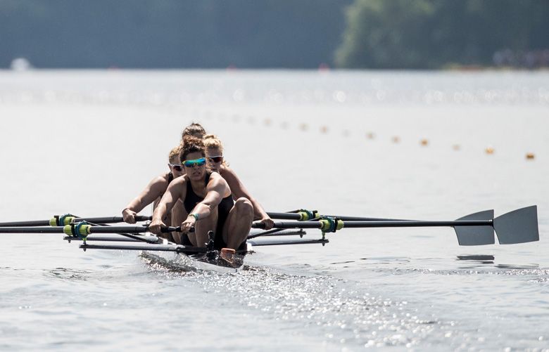 Huskies win NCAA women’s rowing title with historic sweep | The Seattle ...