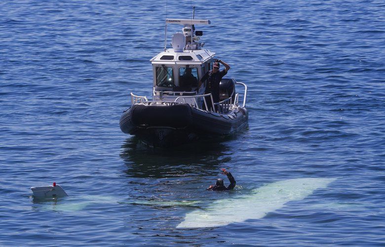 Small plane makes emergency landing offshore near West Seattle; no one ...
