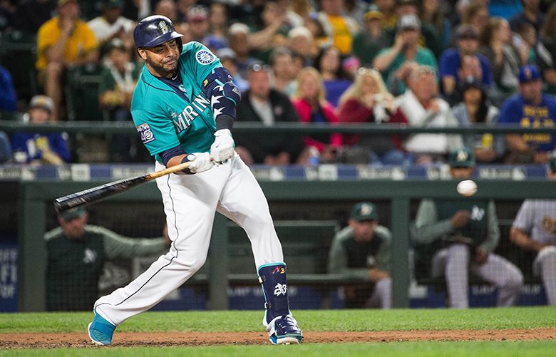 Nelson Cruz takes deserved bow after hitting homer No. 300 and helping ...