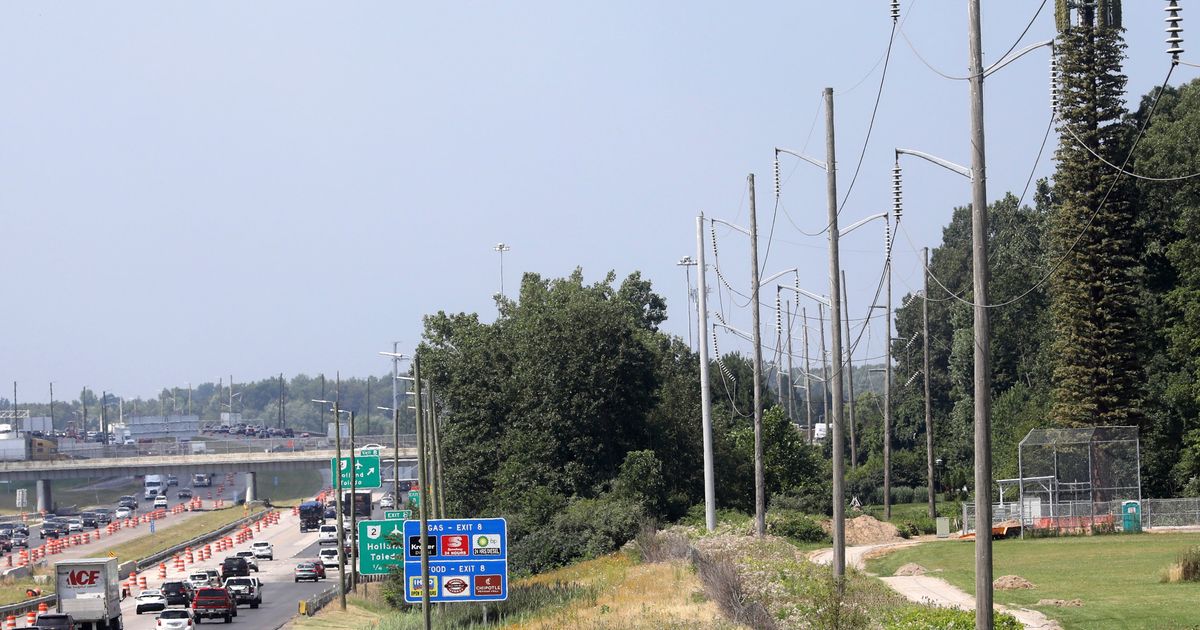 Ohio cell towers camouflaged to blend in with surroundings | The ...