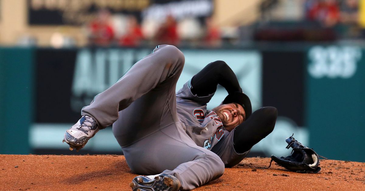 Dbacks’ Ray on 7-day concussion list after being hit in head | The ...