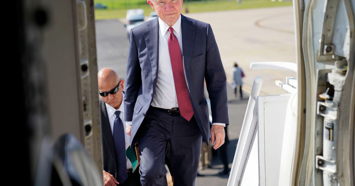 Sessions and Trump talk need to fight transnational gang | The Seattle ...