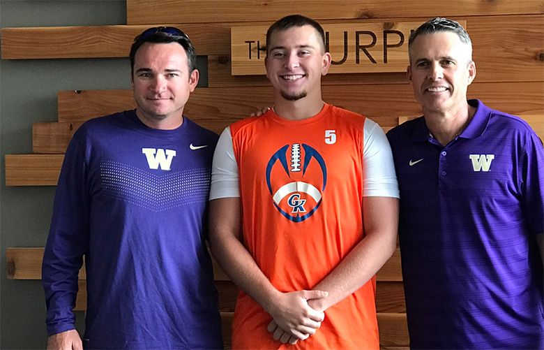 Graham-Kapowsin’s Dylan Morris, a four-star QB, commits to the Huskies ...