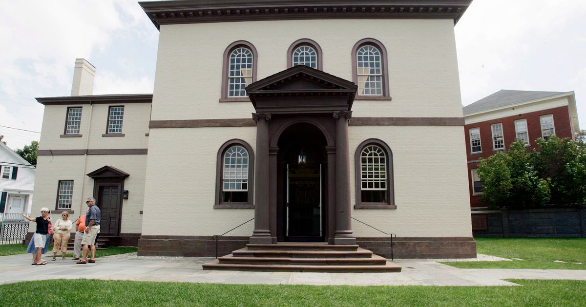 Congregation at oldest US synagogue reviewing legal options | The ...