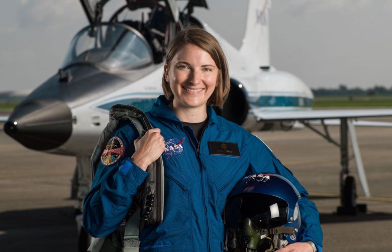 Astronaut candidate Kayla Barron exchanges the ‘depth of the ocean’ for ...