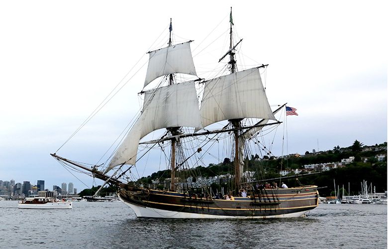 Photo: Lady Washington pays a call | The Seattle Times