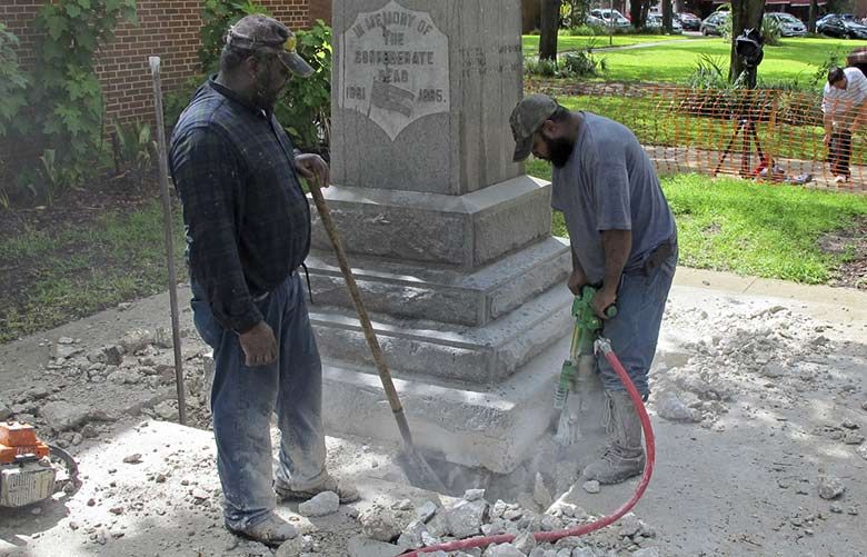 Violence adds momentum to removal of Confederate statues | The Seattle ...