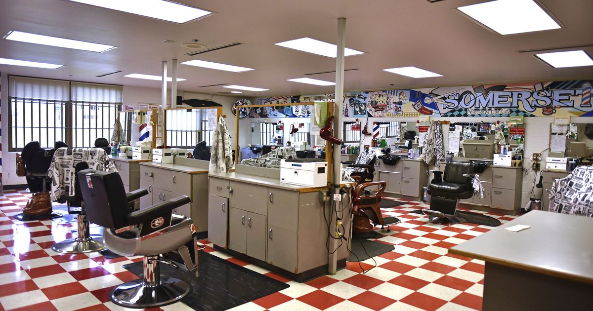 Barbering after prison: A new start, a call to serve | The Seattle Times