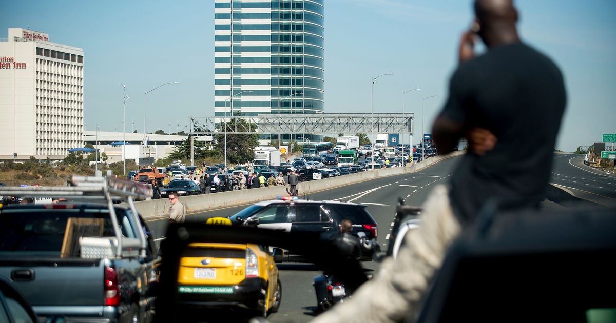 Suspect shot in standoff with officers on California freeway | The ...