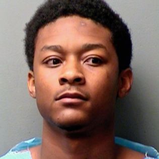 Driver charged in wreck that leaves 2 Texas officers hurt | The Seattle ...