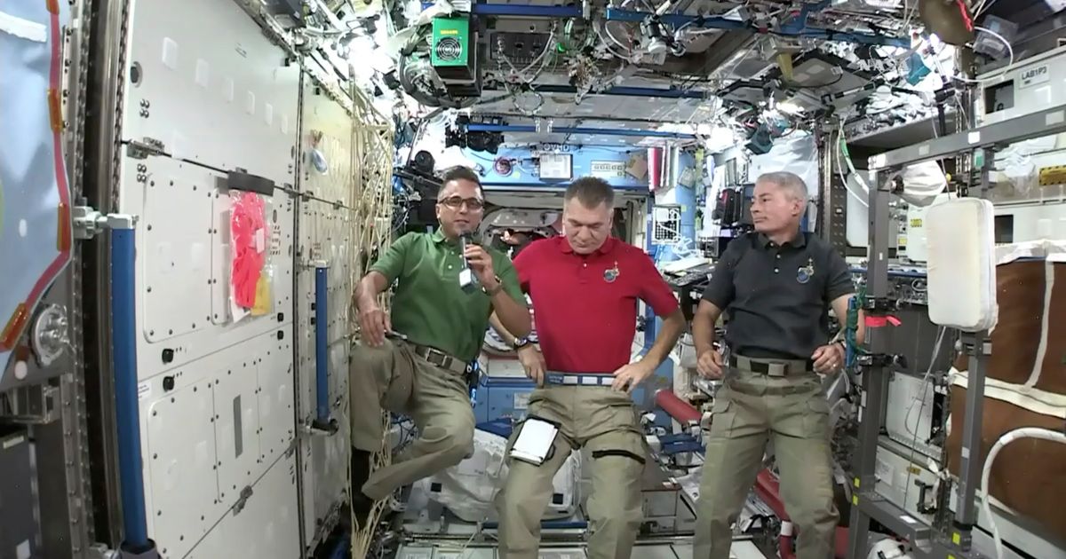 Puerto Rican astronaut gets double dose of hurricanes | The Seattle Times