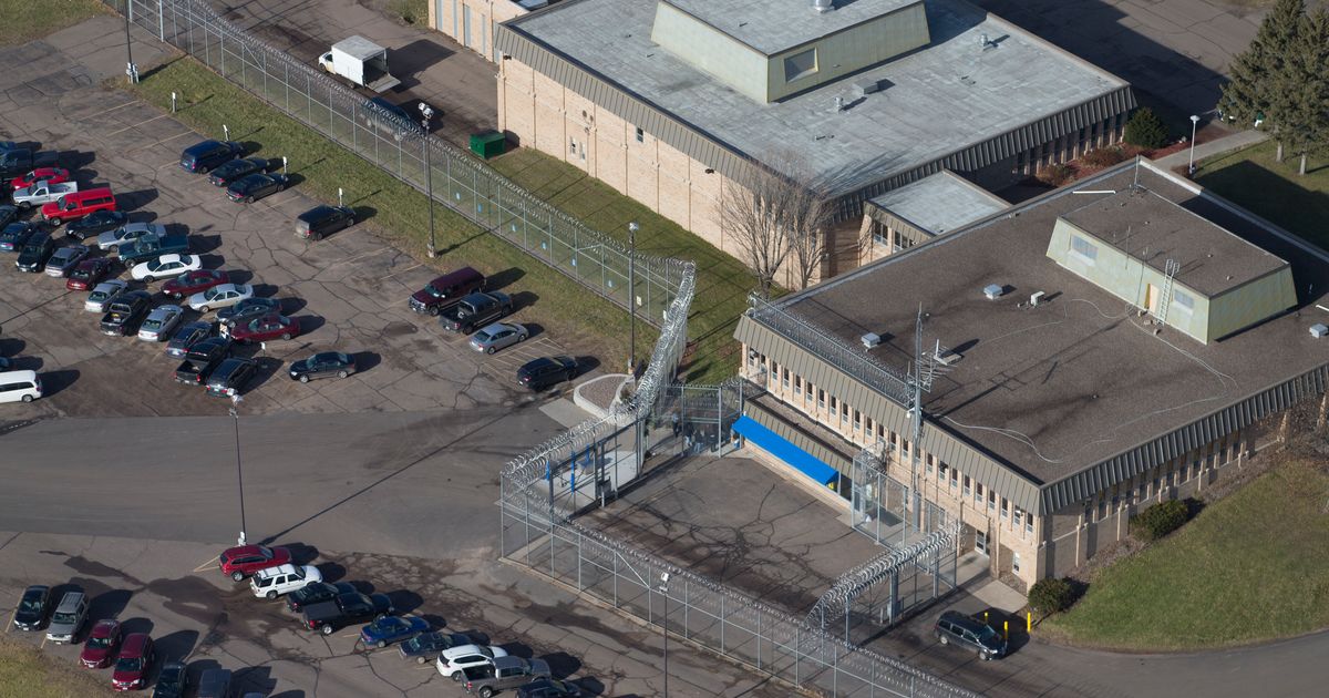 Union official: Unrest at prison sends 5 workers to hospital | The ...