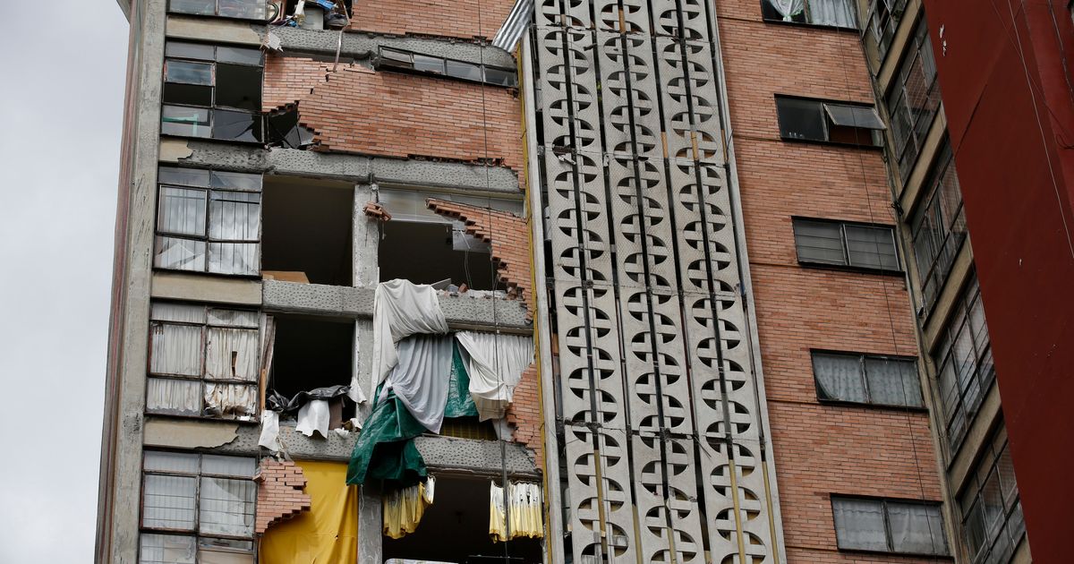 Mexico quake toll 361; 8 still missing in collapsed building | The ...