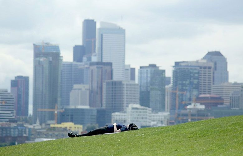 Seattle ranks among nation’s least ‘distressed’ cities | The Seattle Times