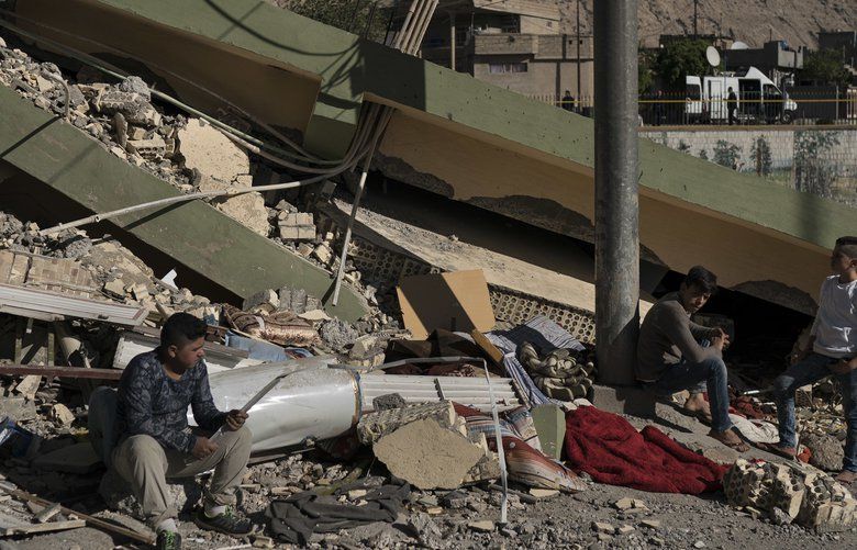 Quake kills 430 in Iranian border region rebuilt after war | The ...