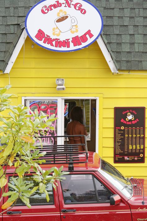 Everett’s bikini baristas head to federal court to argue for freedom of ...