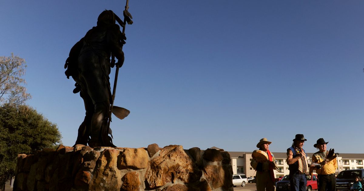 Statue of Comanche leader Quanah Parker dedicated in Texas | The ...