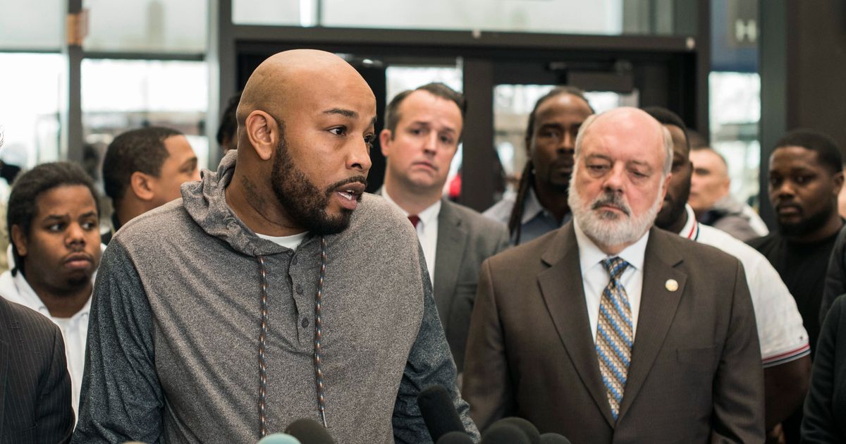 15 convictions linked to corrupt Chicago cop are thrown out | The ...