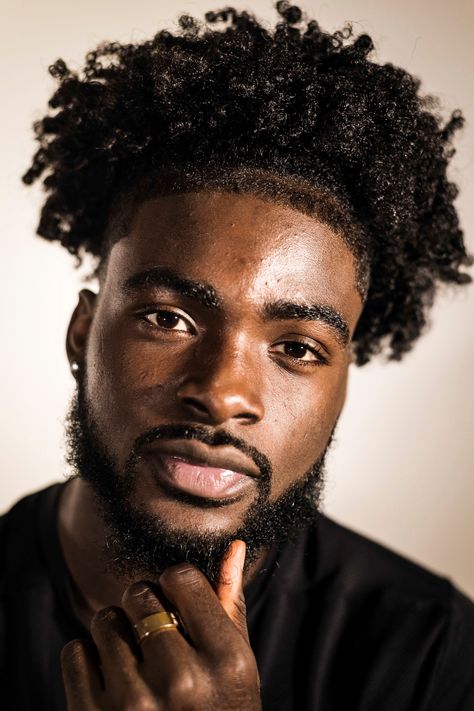 North Carolina college student recognized for beard | The Seattle Times