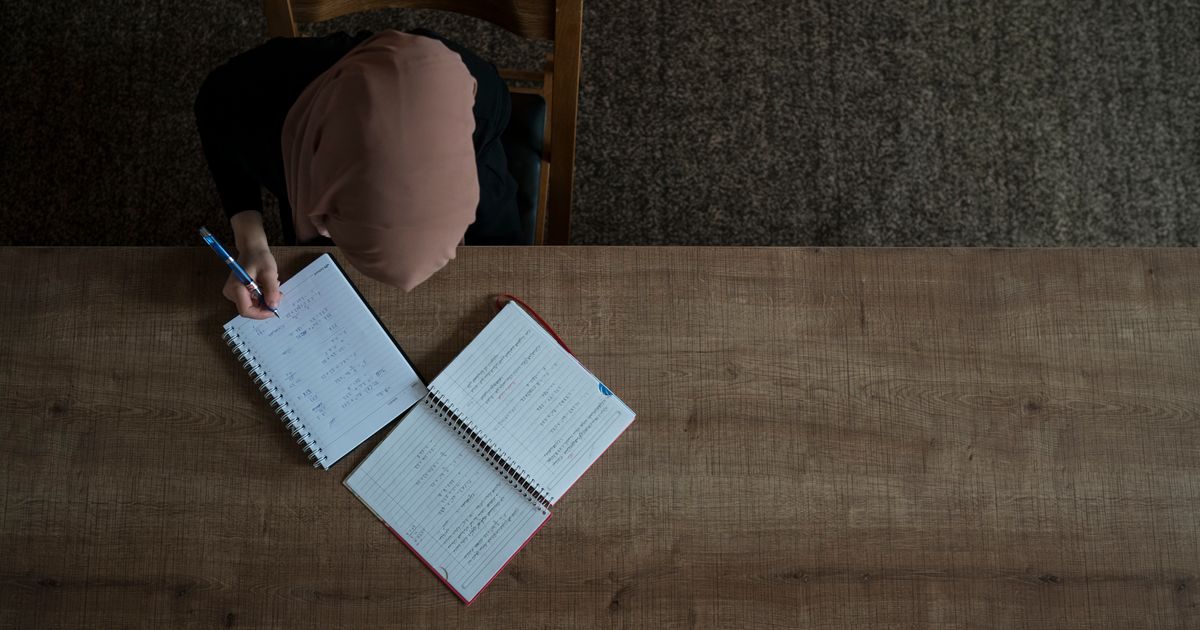 An Iraqi teen turns inward to survive the Islamic State | The Seattle Times