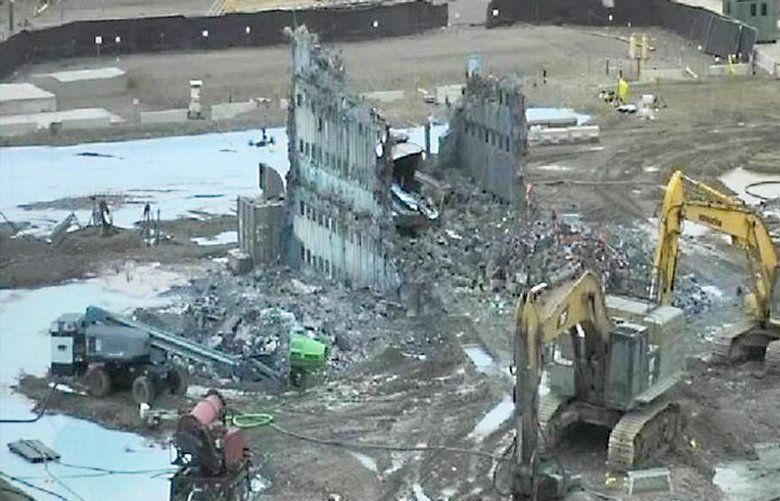 Contamination continues to keep Hanford demolition work on hold | The ...