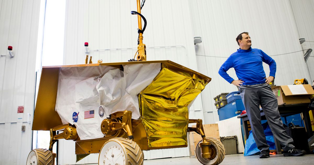 NASA researchers working on lunar rover mini science lab | The Seattle ...
