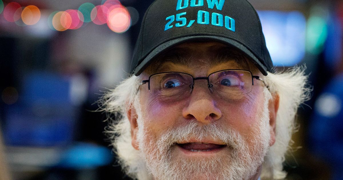 Dow 25,000: Index keeps rolling with another milestone | The Seattle Times