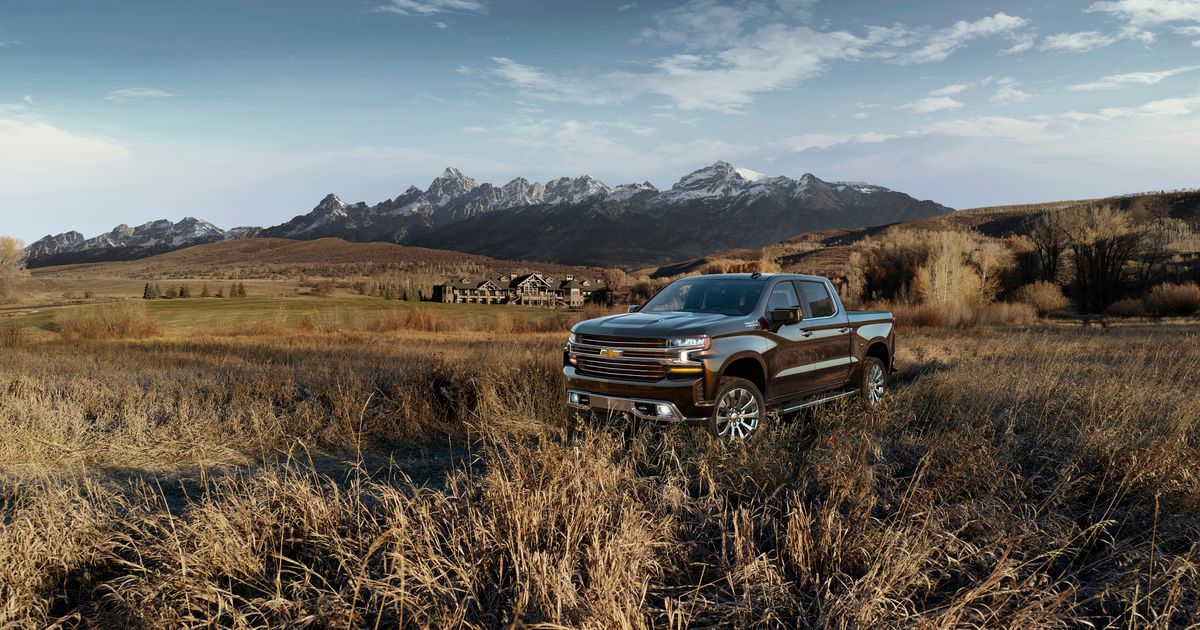 Redesigned Chevy Silverado pickup loses weight, gains size | The ...