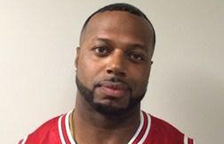 Widow and mother of Che Taylor file civil-rights lawsuit in deadly ...