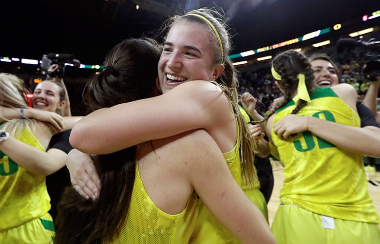 Dominant Ducks: Led by Sabrina Ionescu, Oregon crushes Stanford to win ...