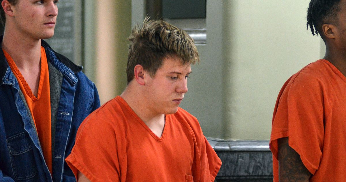 Indiana man, 19, charged in high school student’s death | The Seattle Times