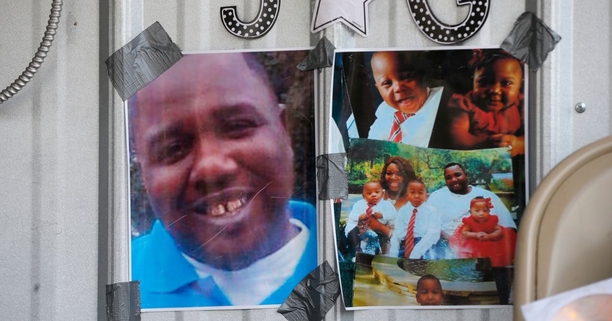 Slain black man’s family angry: White officers not charged | The ...