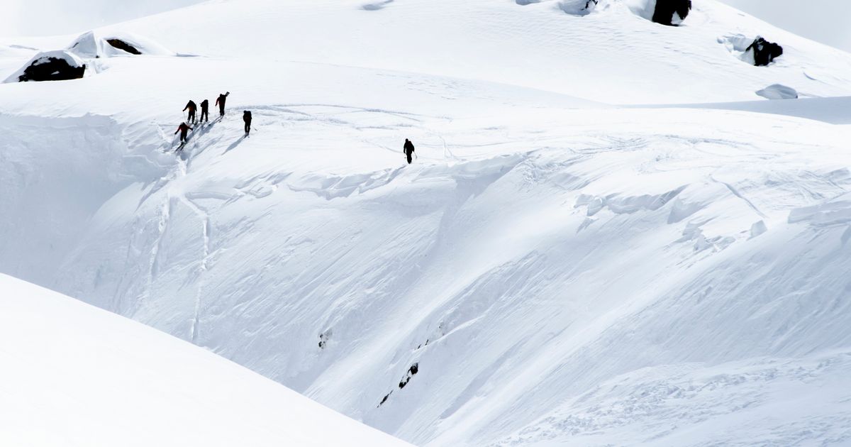 Swiss Alps avalanche leaves 3 dead, 2 injured near glacier | The ...