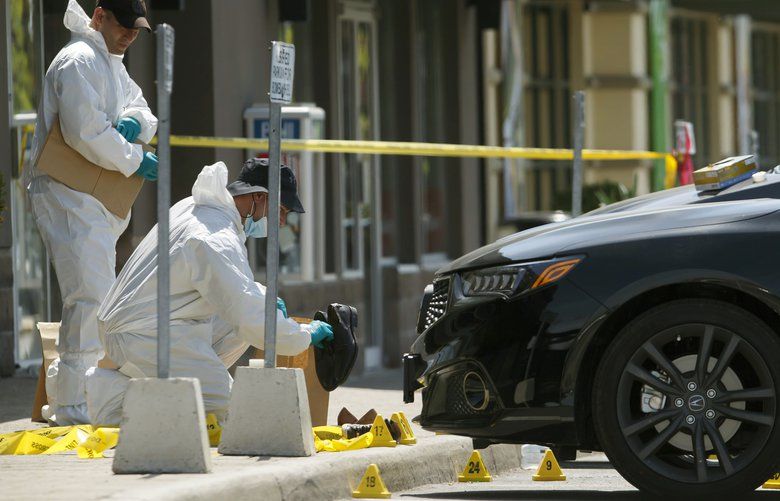 Canadian police seek 2 after bomb wounds 15 at restaurant | The Seattle ...