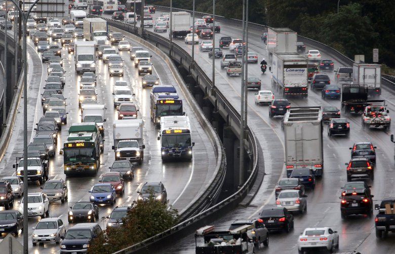 Sinkhole closes lane on Highway 2; WSDOT reveals best, worst travel ...