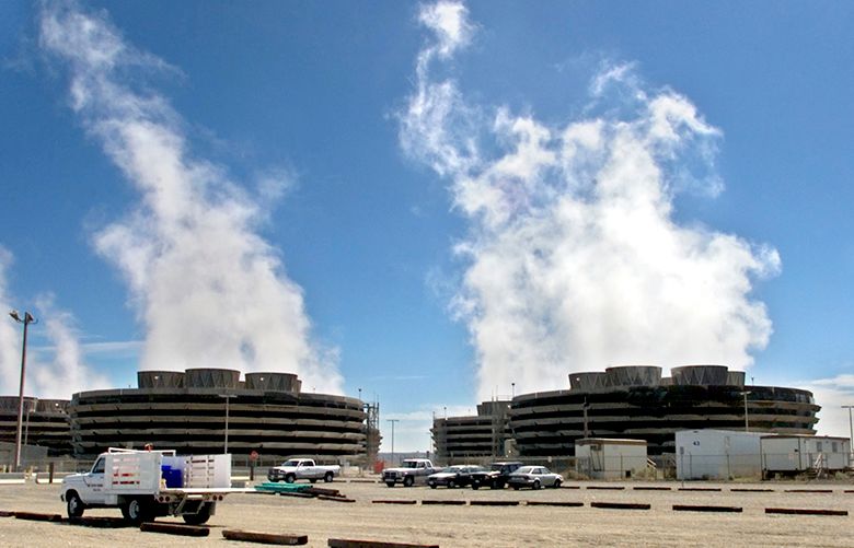 Tri-City nuclear plant shuts down unexpectedly in Washington state ...